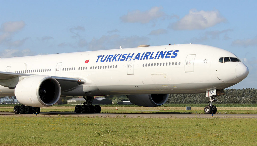 Turkish Airlines nasadí na lety do Prahy Boeing 777 pro 349 cestujících ...