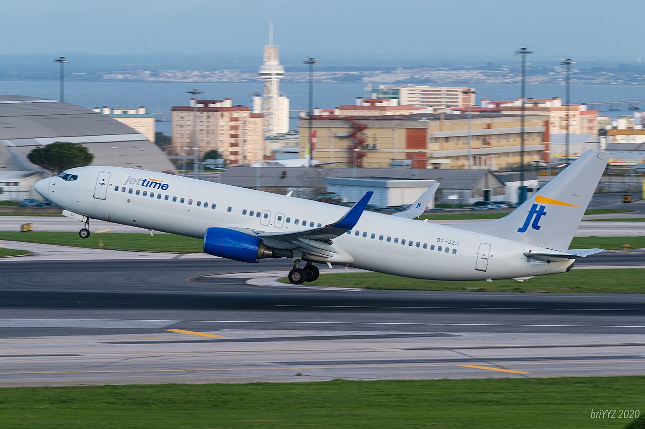 Finnair si pronajme Boeing 737-800 od společnosti Jettime a bude s ním ...